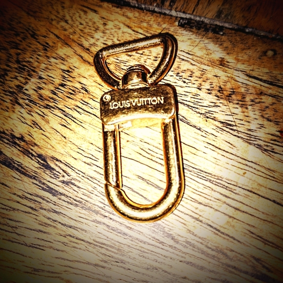 Louis Vuitton | Bags | Louis Vuitton Purse Clamp | Poshmark